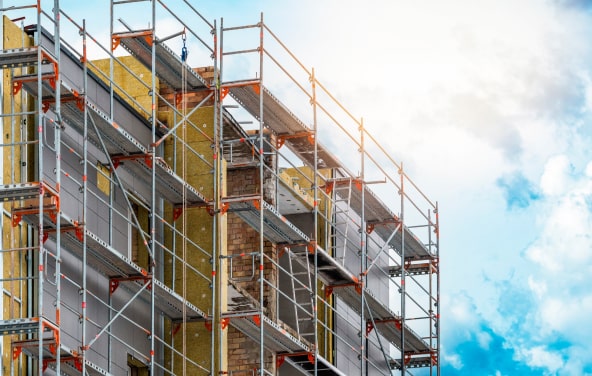 Insulation of the walls in a commercial house - Logik Group